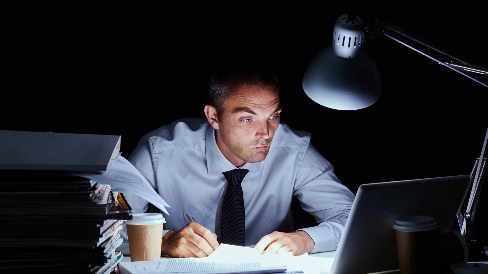 38% of Leaders Work Nights and Weekends, and Why They Should Stop | Inc.com