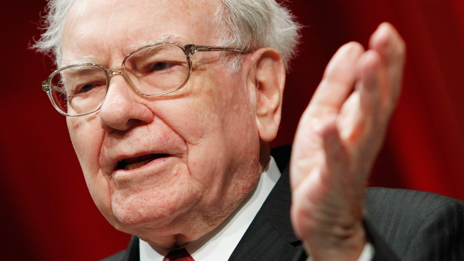 The Smartest Way to Apply Warren Buffett's "Moat" Strategy at Your ...