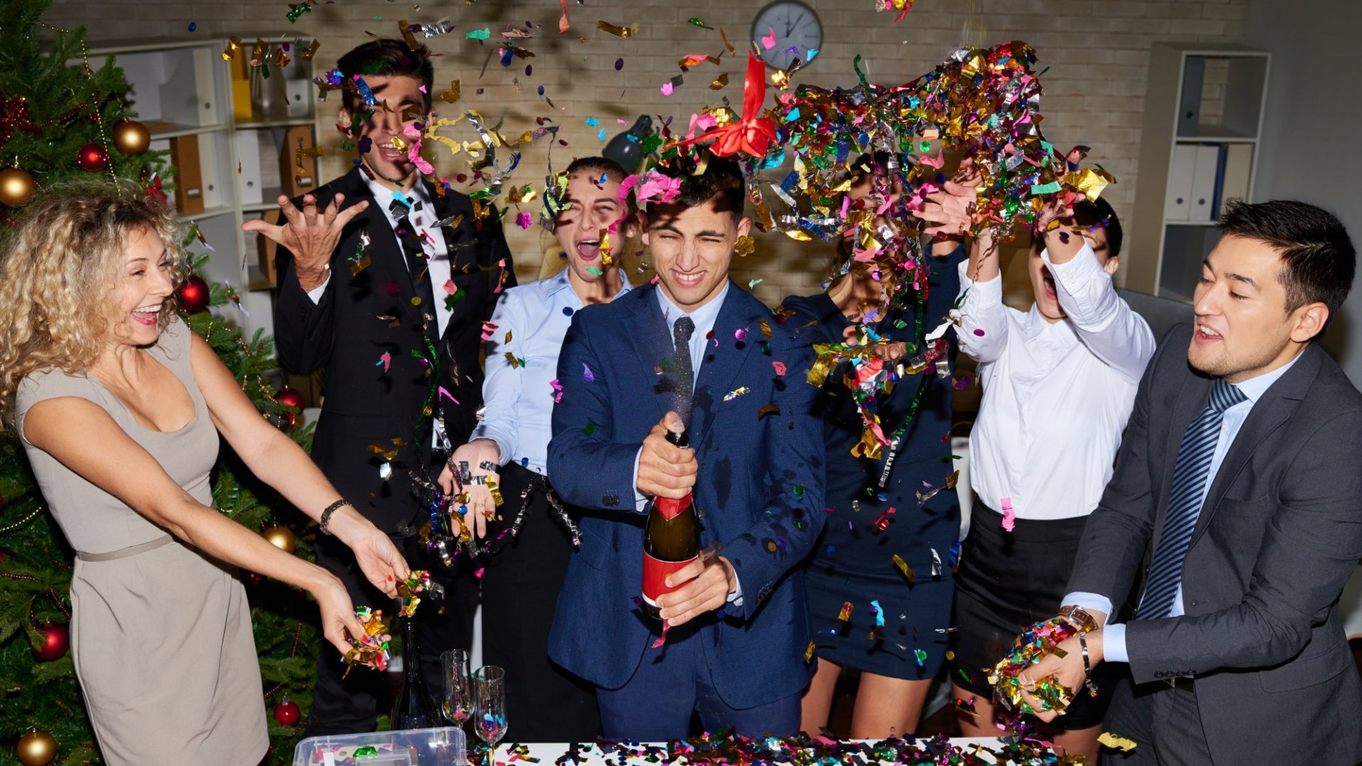 How to Create Fun Holiday Traditions Your Employees Will Love | Inc.com