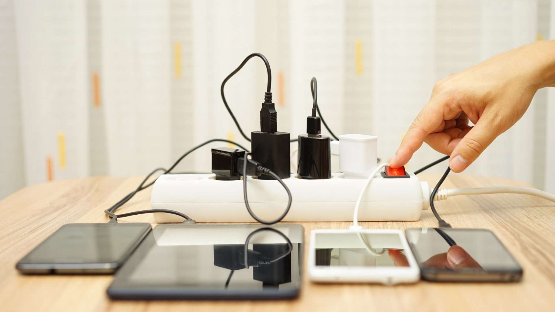 How Design Thinking Is Redefining Wireless Charging | Inc.com