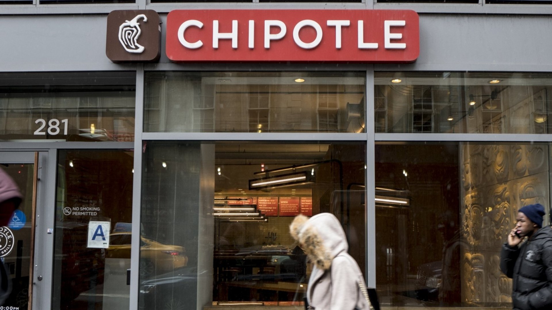 Chipotle Looks to Rebuild After Food Scares Bite Into Profit | Inc.com
