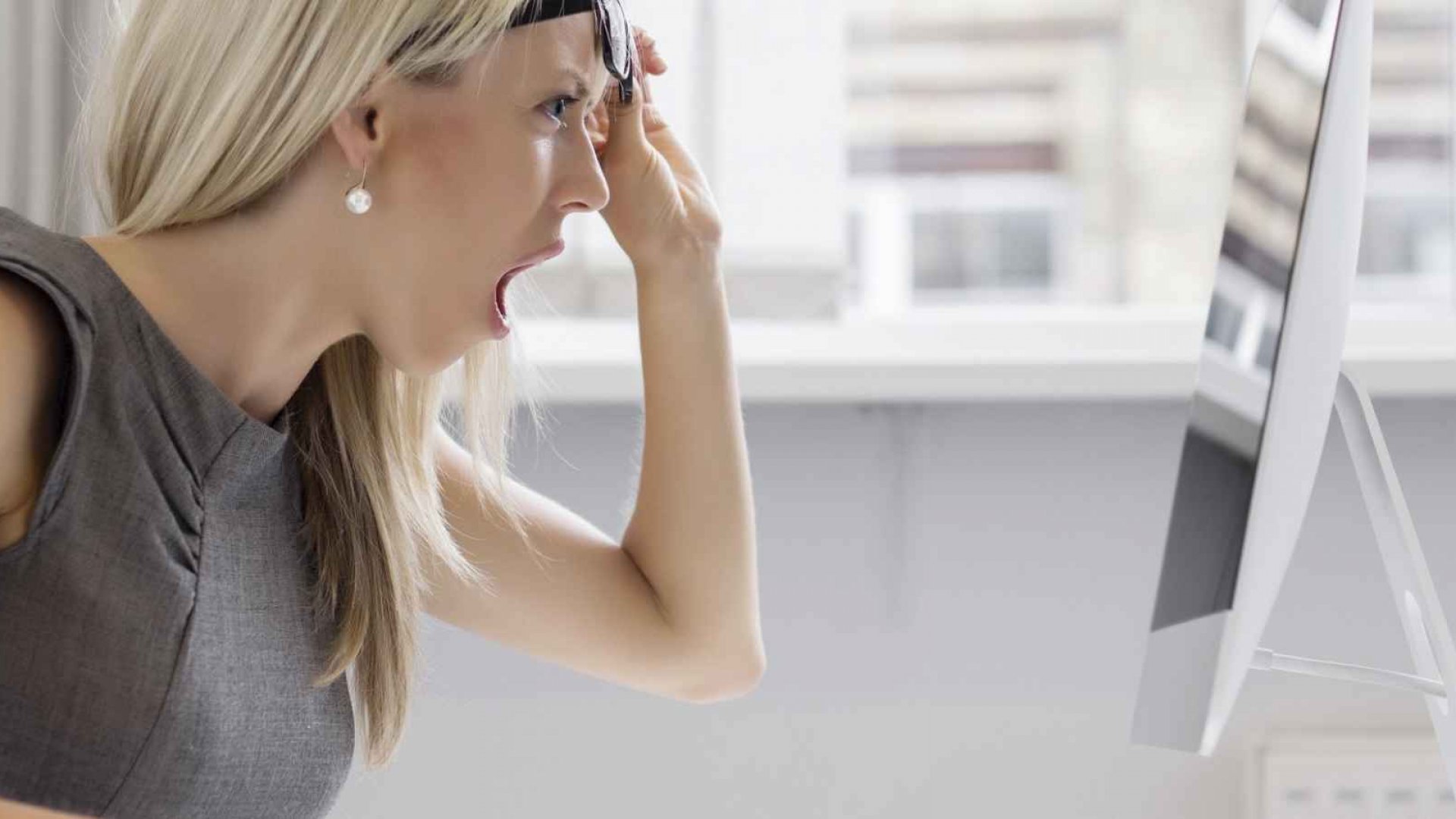 Make Enemies Fast With These 10 Dreaded Email Mistakes | Inc.com