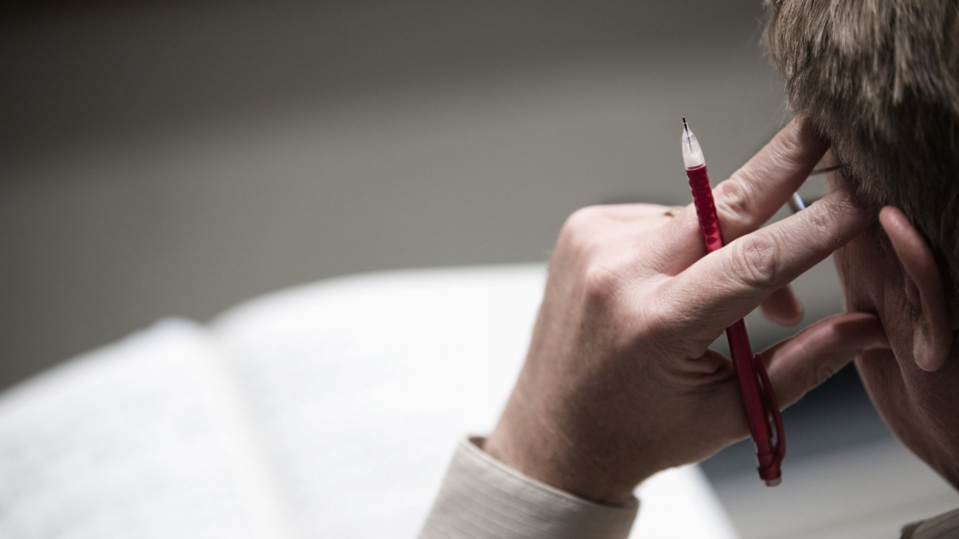 Why Becoming an Expert May Make You a Bad Team Player | Inc.com