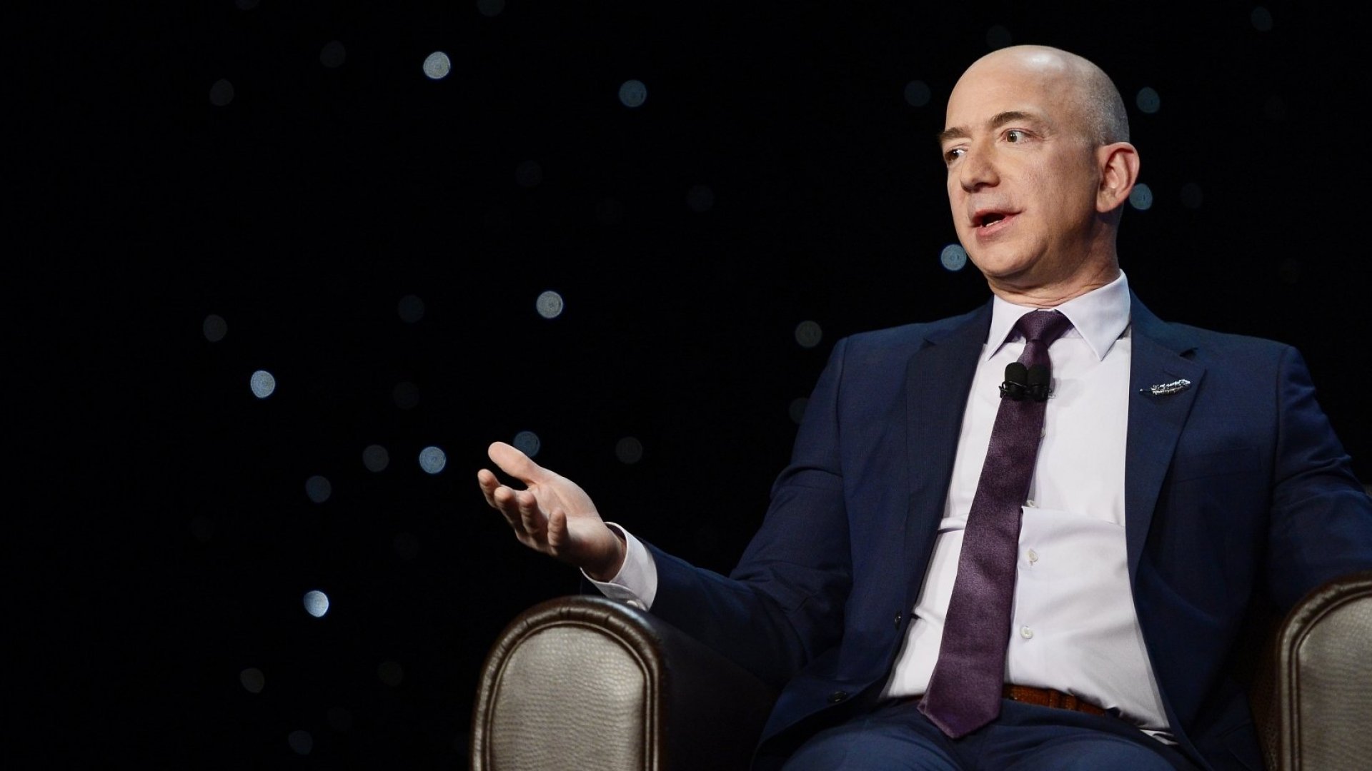 3 Decision-Making Models Used by Warren Buffett and Jeff Bezos | Inc.com