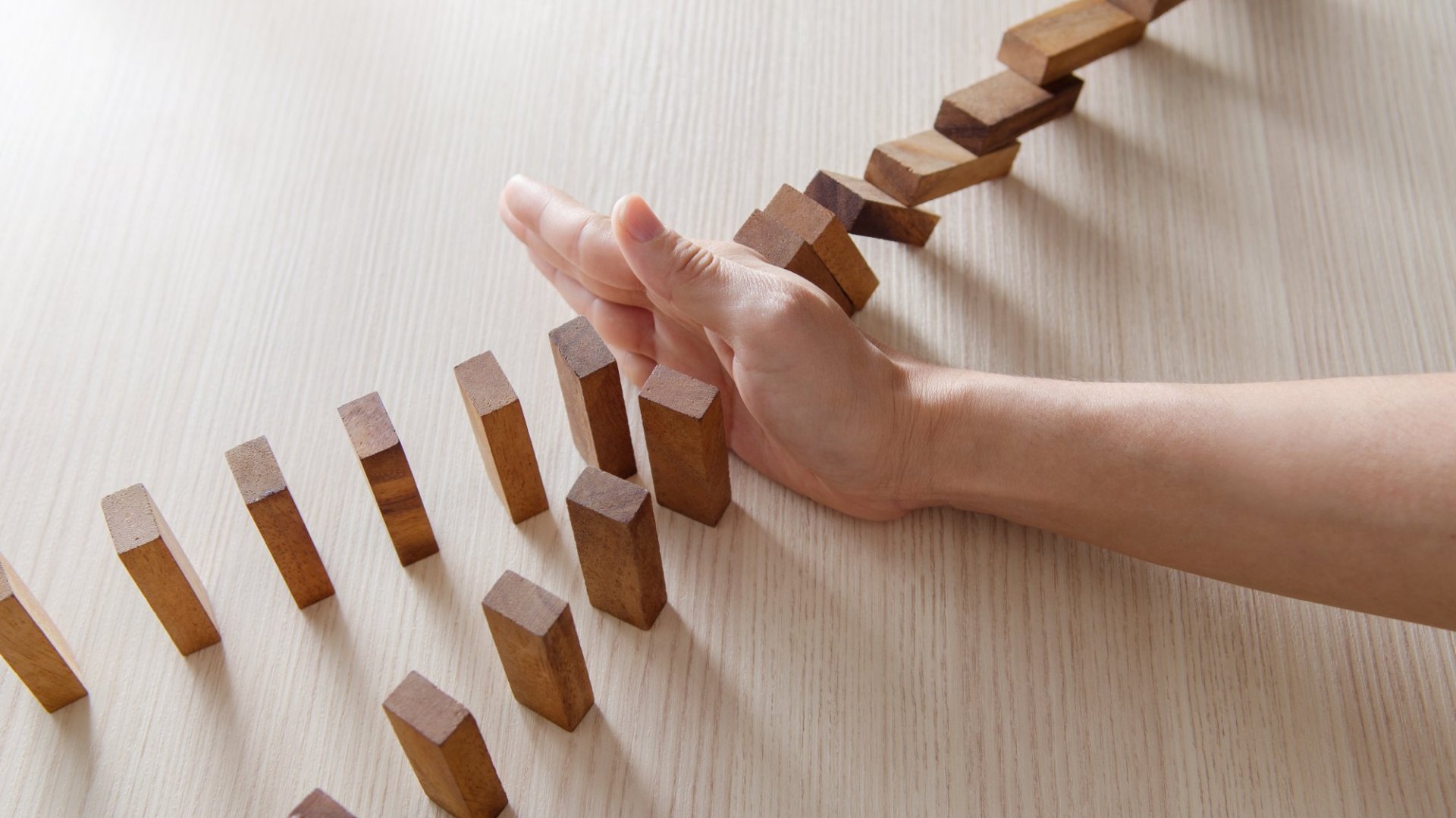 Are You Working With a Bully? Here's How to Keep Your Cool Without ...