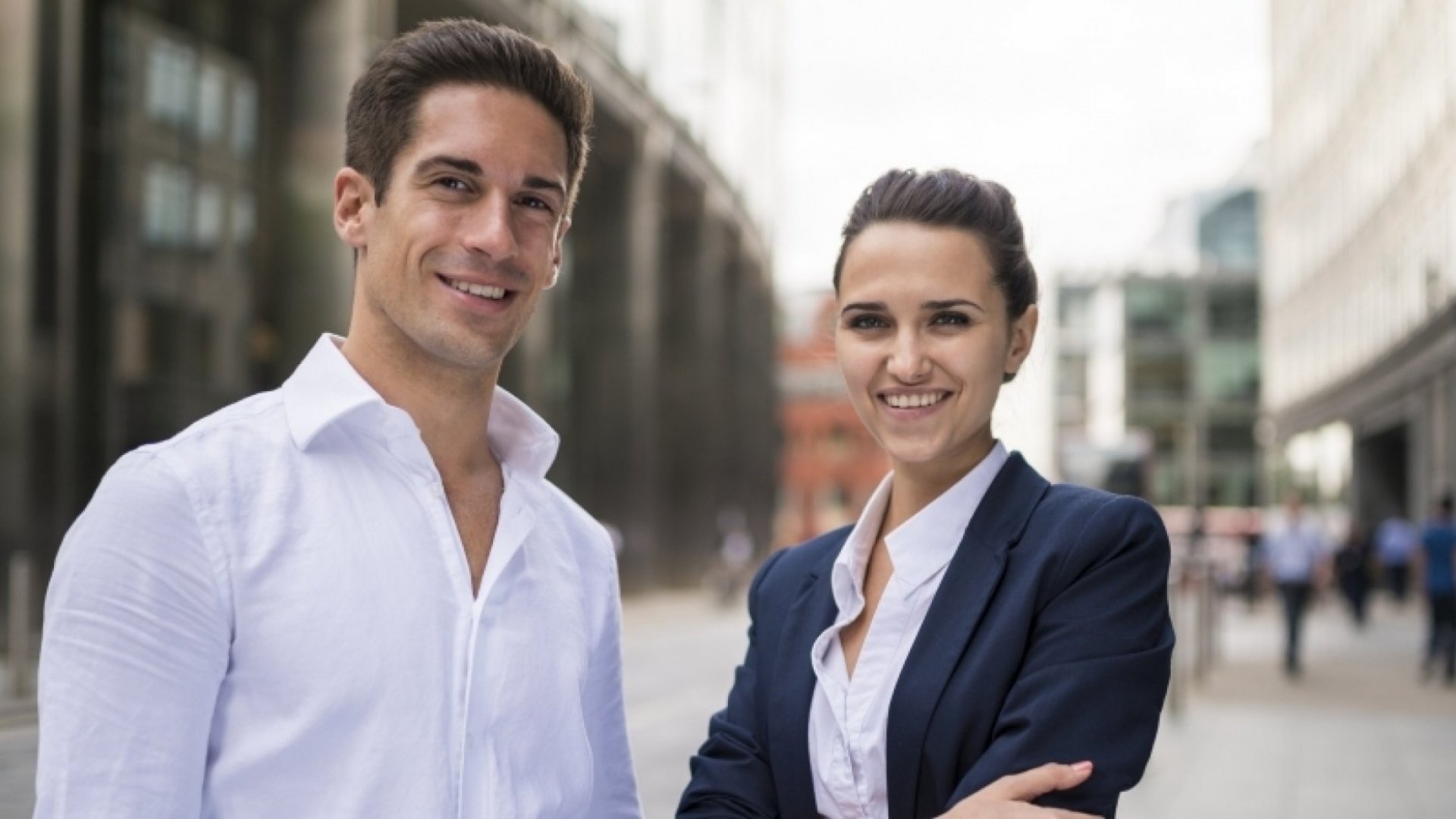 8 Questions to Ask Before You Start a Business With a Friend | Inc.com