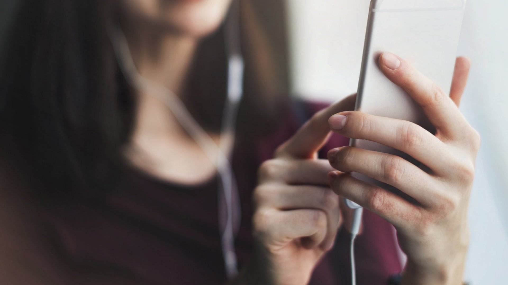 3 Business Podcasts That Can Make You a Better Entrepreneur | Inc.com