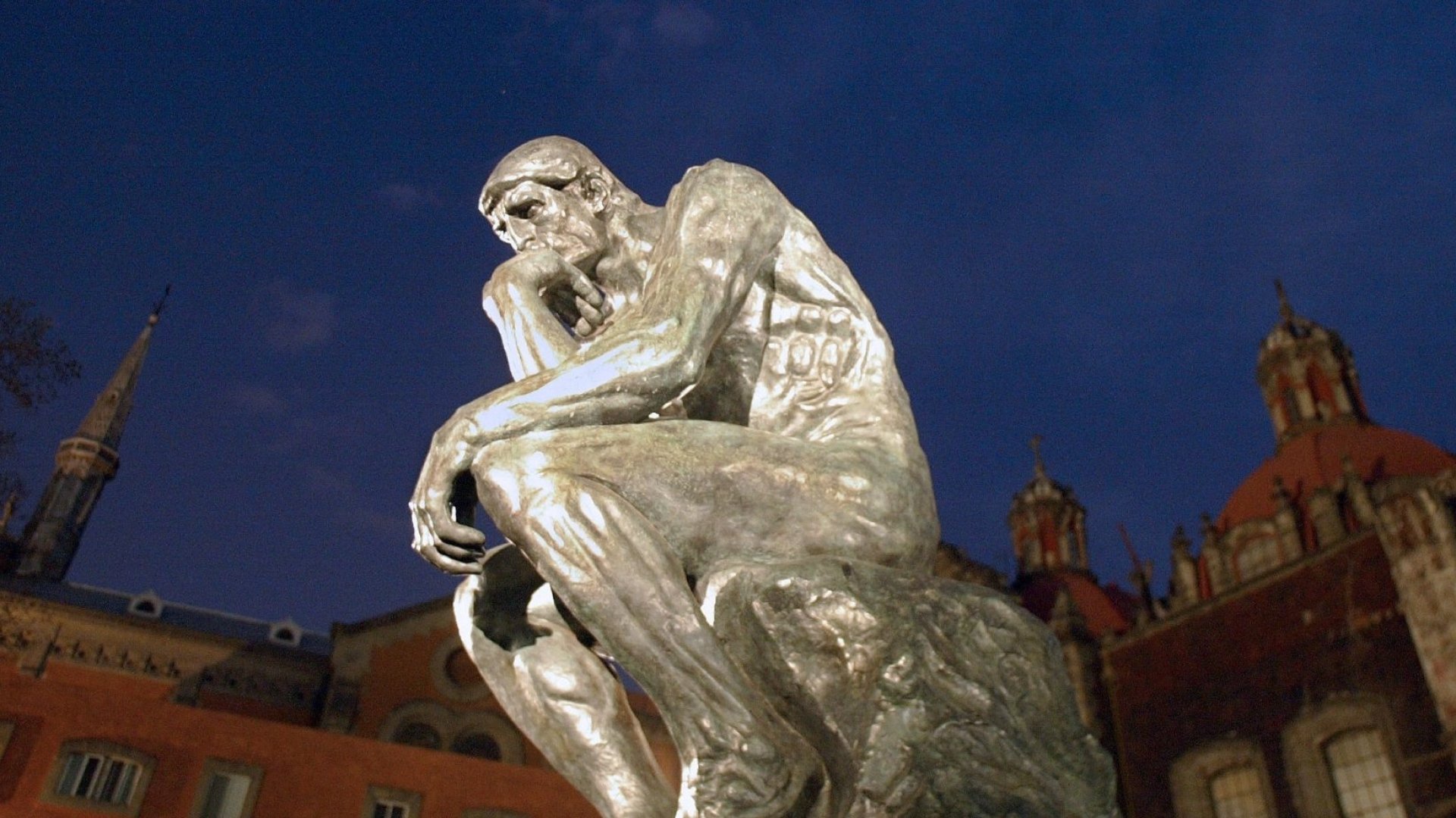 Everquest Next Landmark Statue