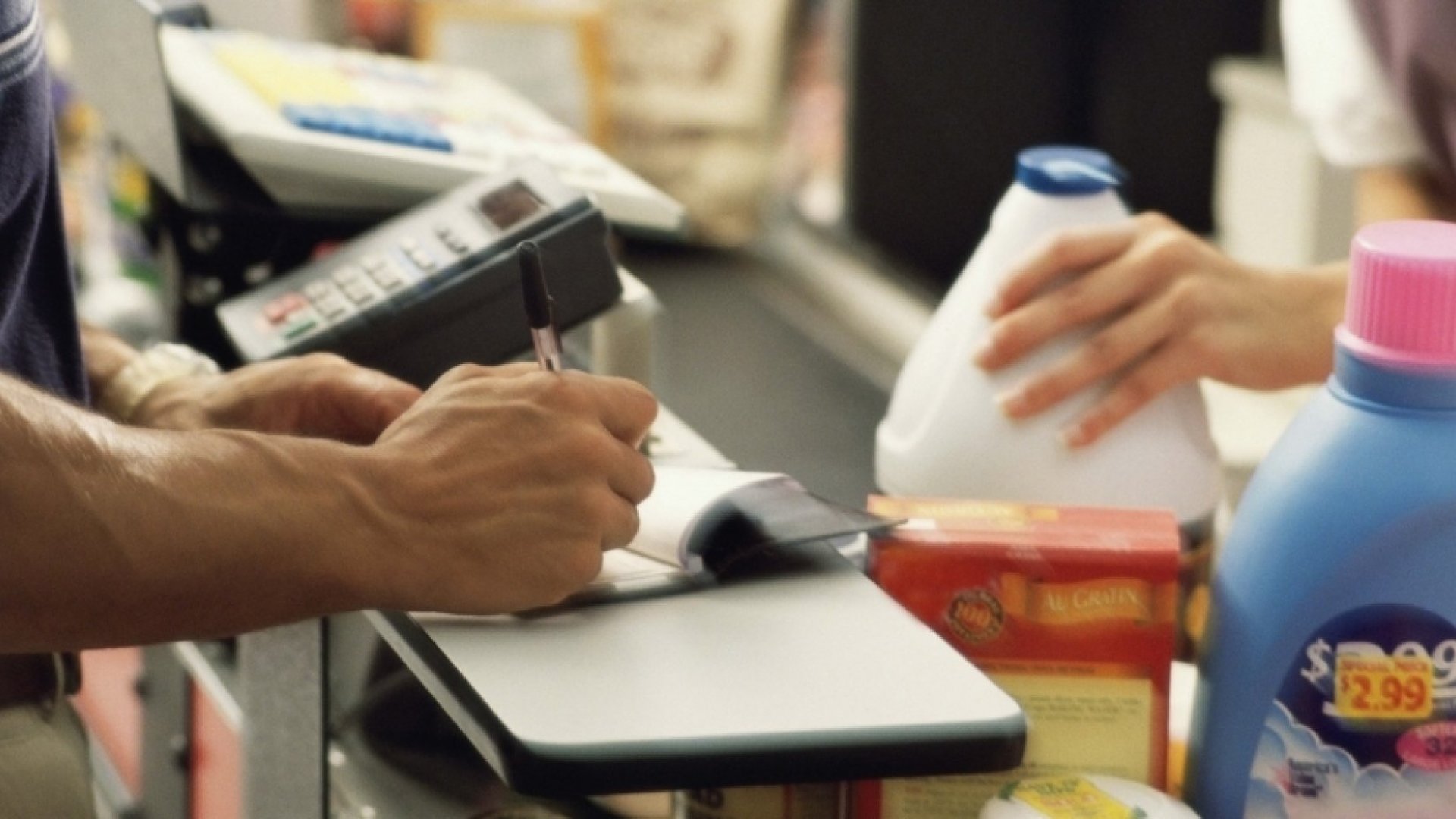 How In-Retail Video Screens Provide Marketers With Data-Driven Insights ...