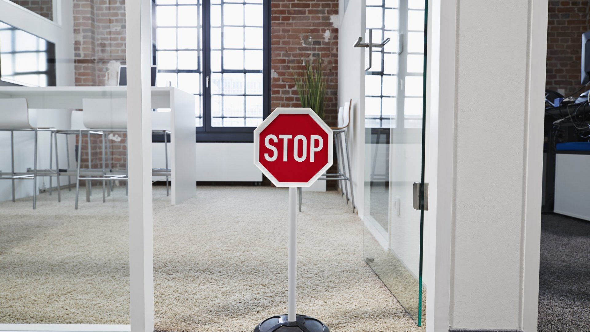 12 Phrases You Need to Stop Using in the Workplace | Inc.com