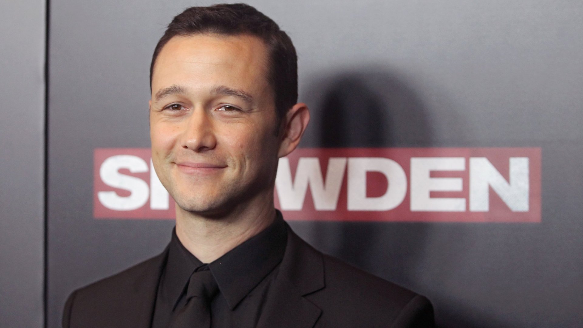 Why the Movie 'Snowden' Will Make You Put a Piece of Tape On Your ...