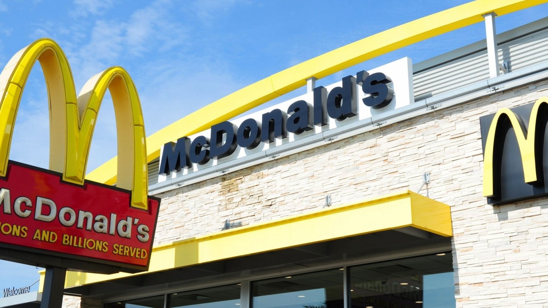 Fast Food Chains Try to Keep This Clever Marketing Strategy Under Wraps ...