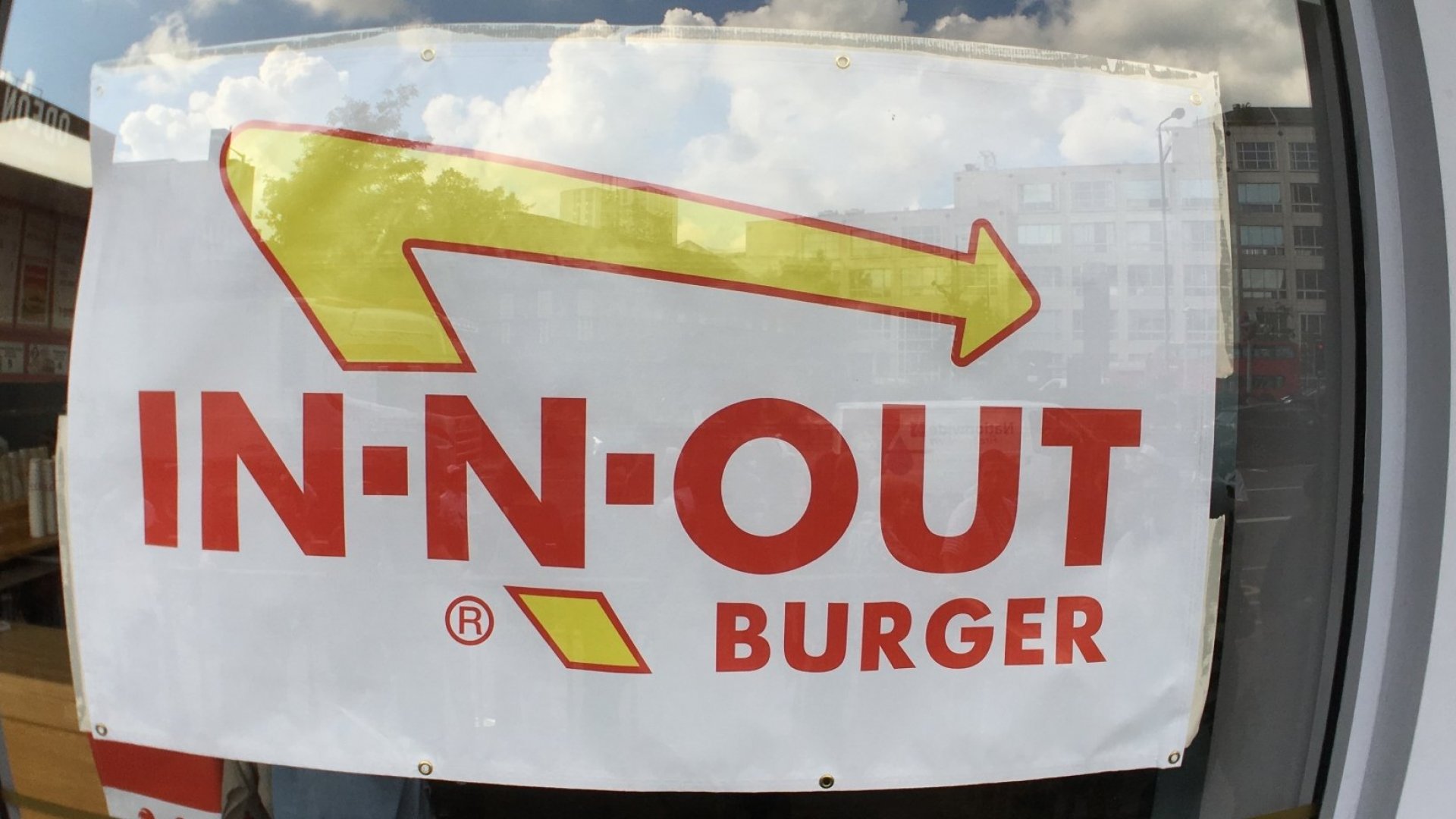 In-N-Out Has a Big New Problem That Could Seriously Threaten Its ...