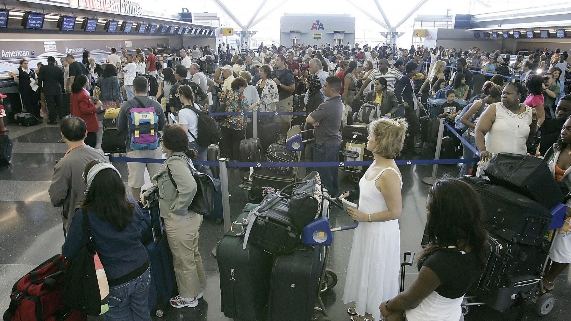 Here's What's Really to Blame for Long Airport Lines | Inc.com
