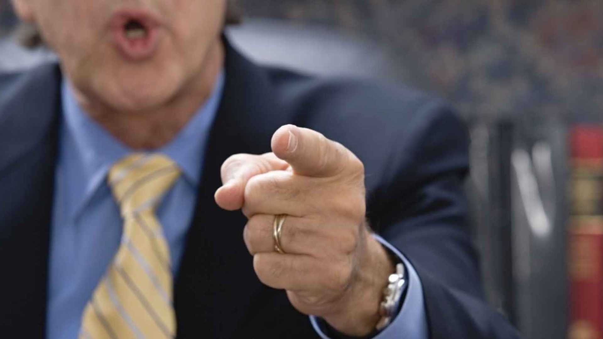 The Top 10 Behaviors of Remarkably Bad Bosses | Inc.com