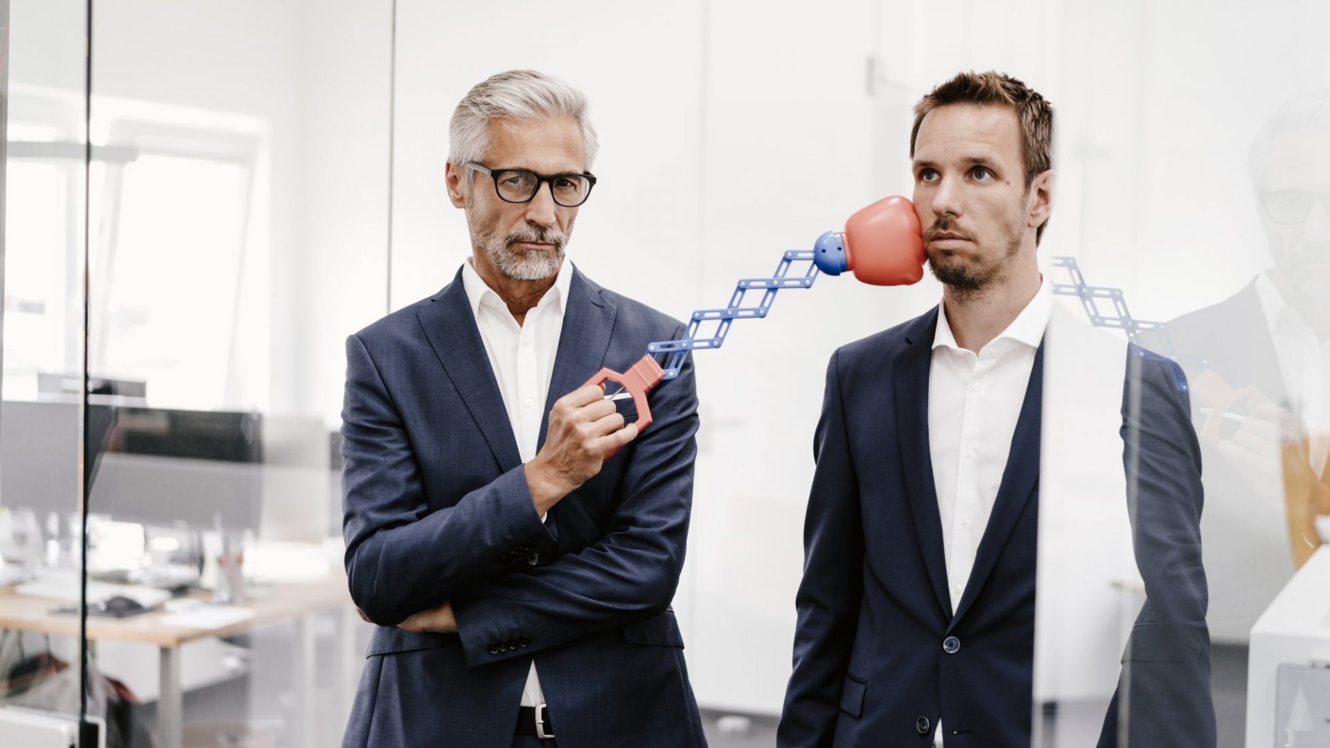 7 Habits of Astonishingly Weak Leaders (and How Not to Be One) | Inc.com