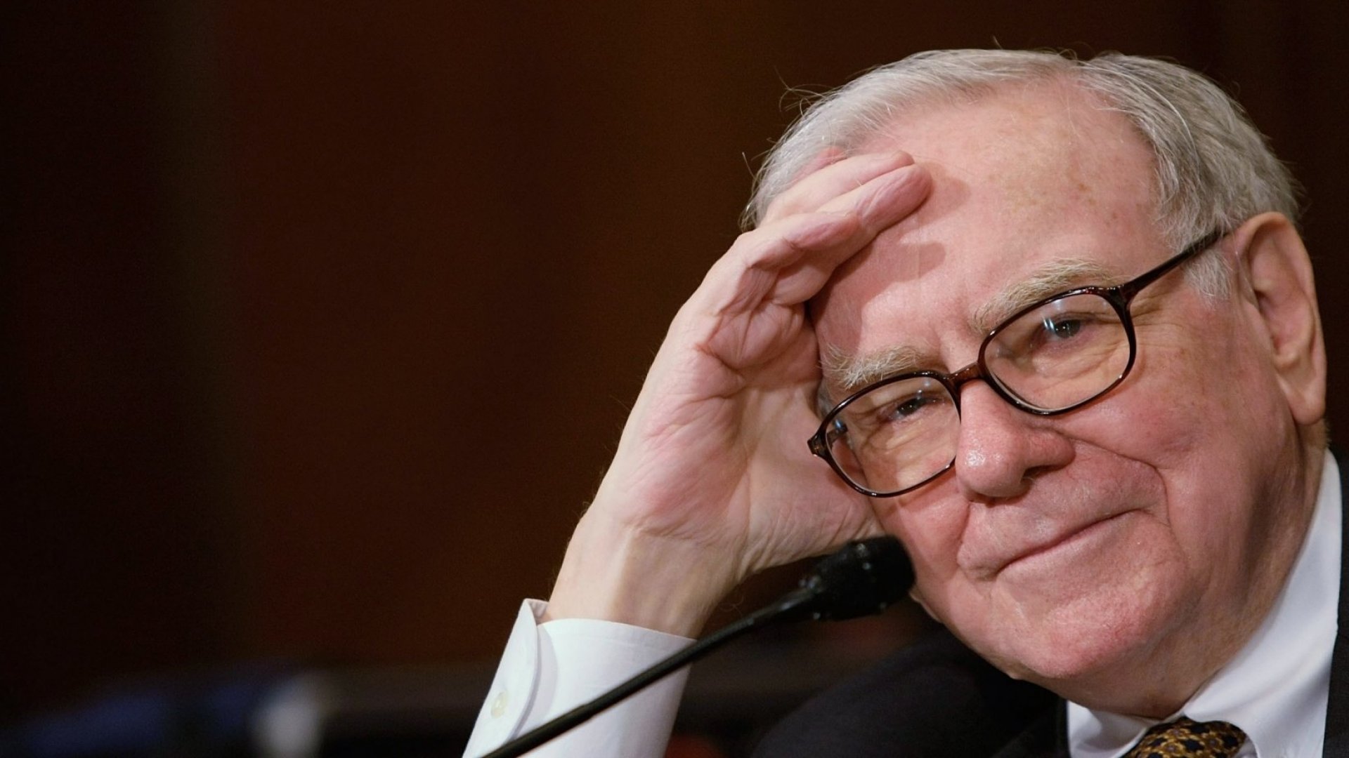 Why Warren Buffett's All-Time Favorite Investment Is a Slow-Growing ...