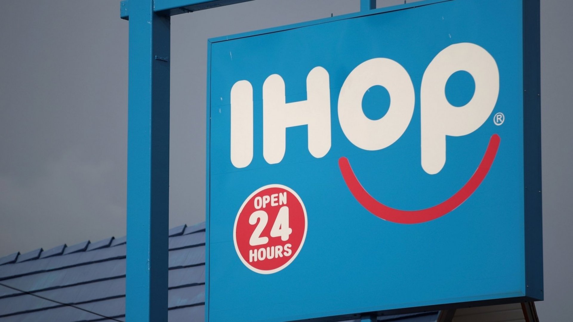 I Went to an IHOP That Definitely Wasn't an IHOb (I Tried the New ...