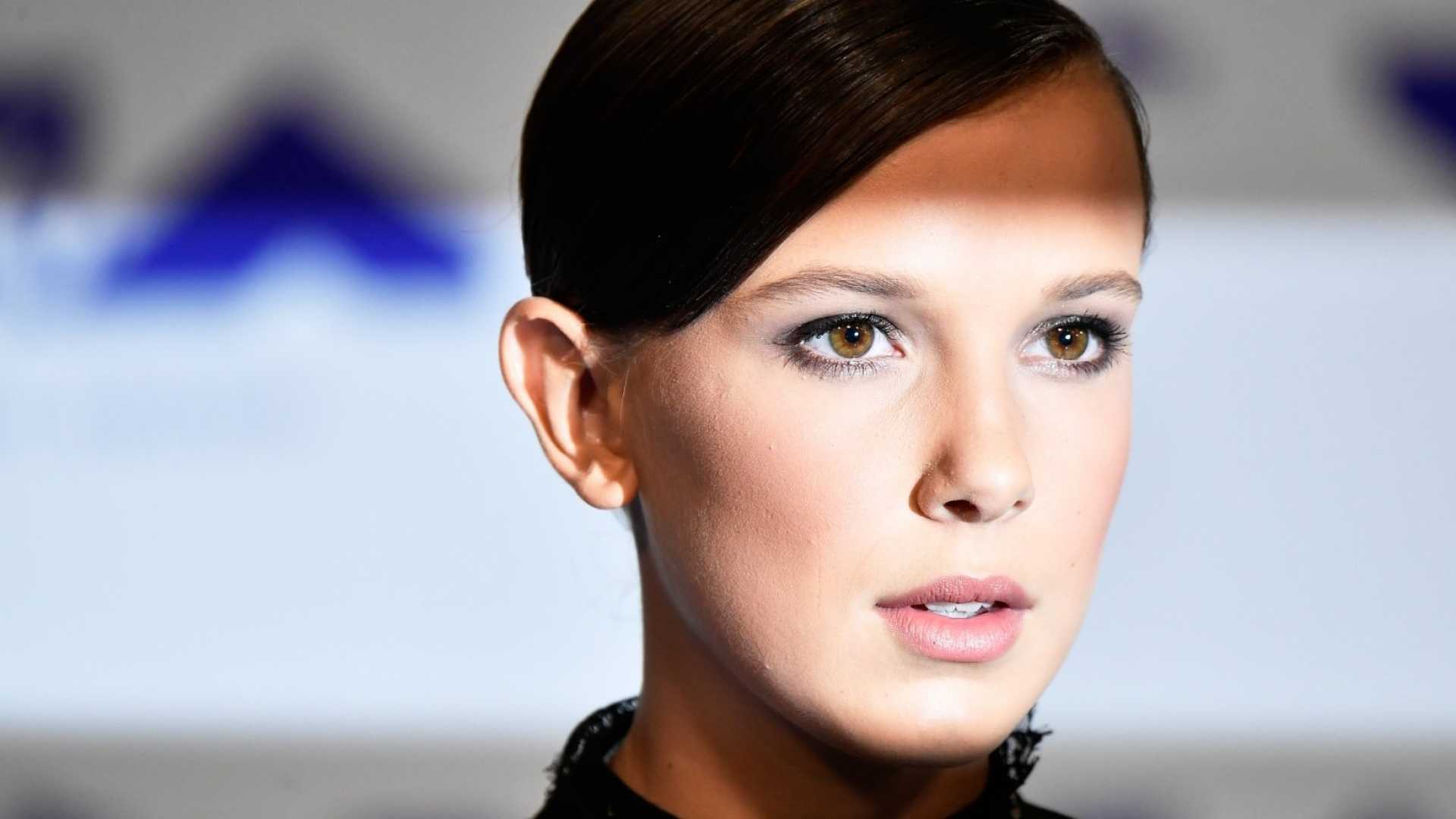 'Stranger Things' Star Millie Bobby Brown Chased Off Twitter With ...