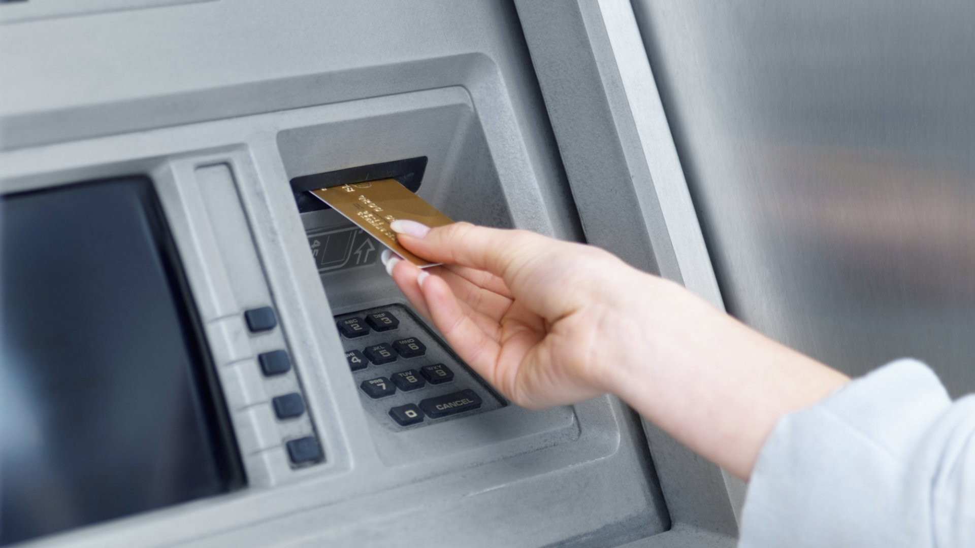 3 Painfully Simple Ways to Avoid Overdraft Fees | Inc.com