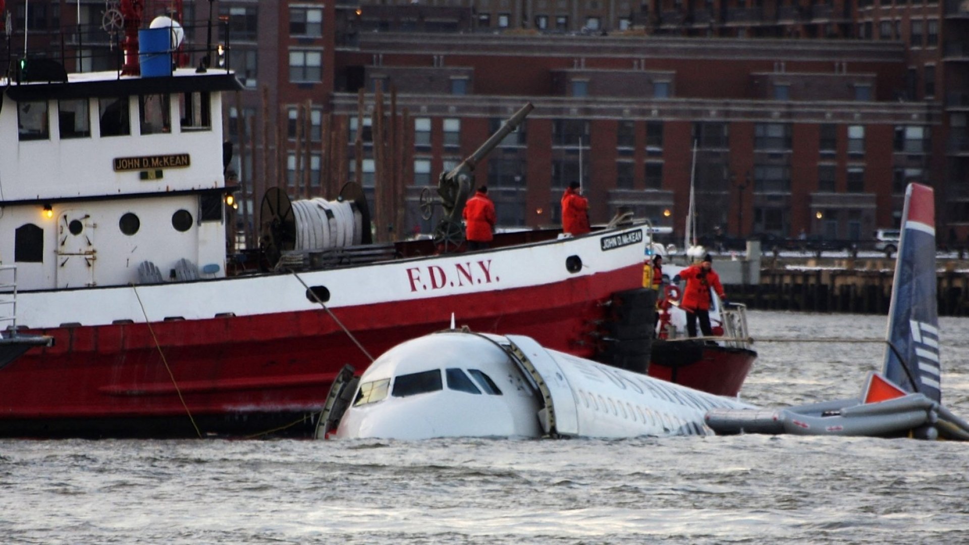 10-Year Anniversary of the 'Miracle on the Hudson': How a Pilot and His ...