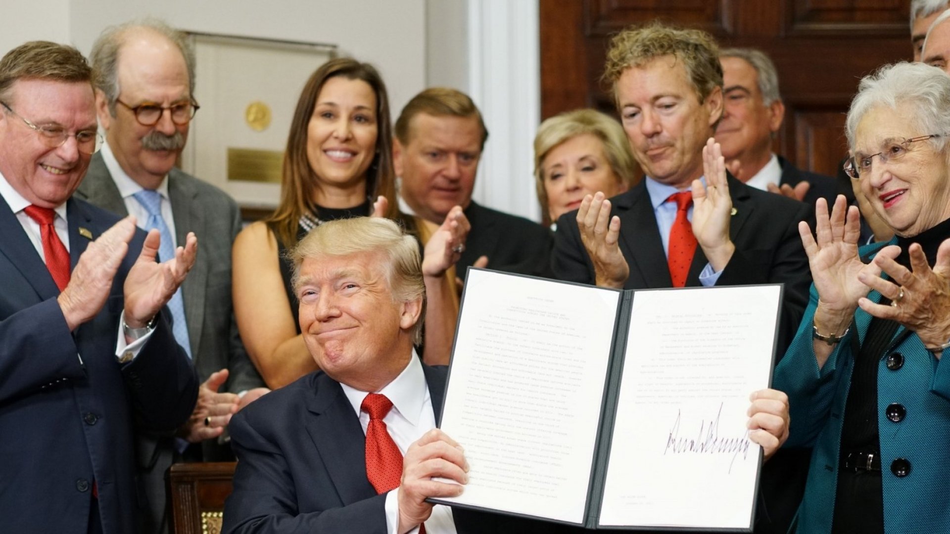 Businessman Kills His Brand With a Single White House Appearance | Inc.com