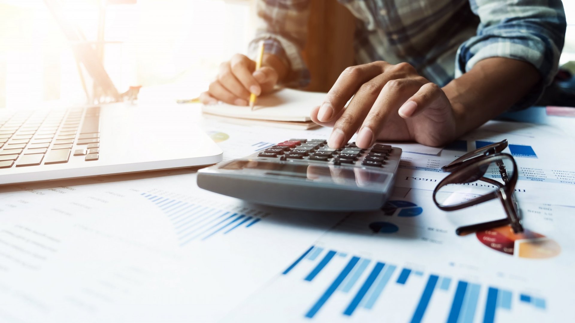 Why Thinking Like an Accountant--No Matter Your Industry--Is the Secret ...