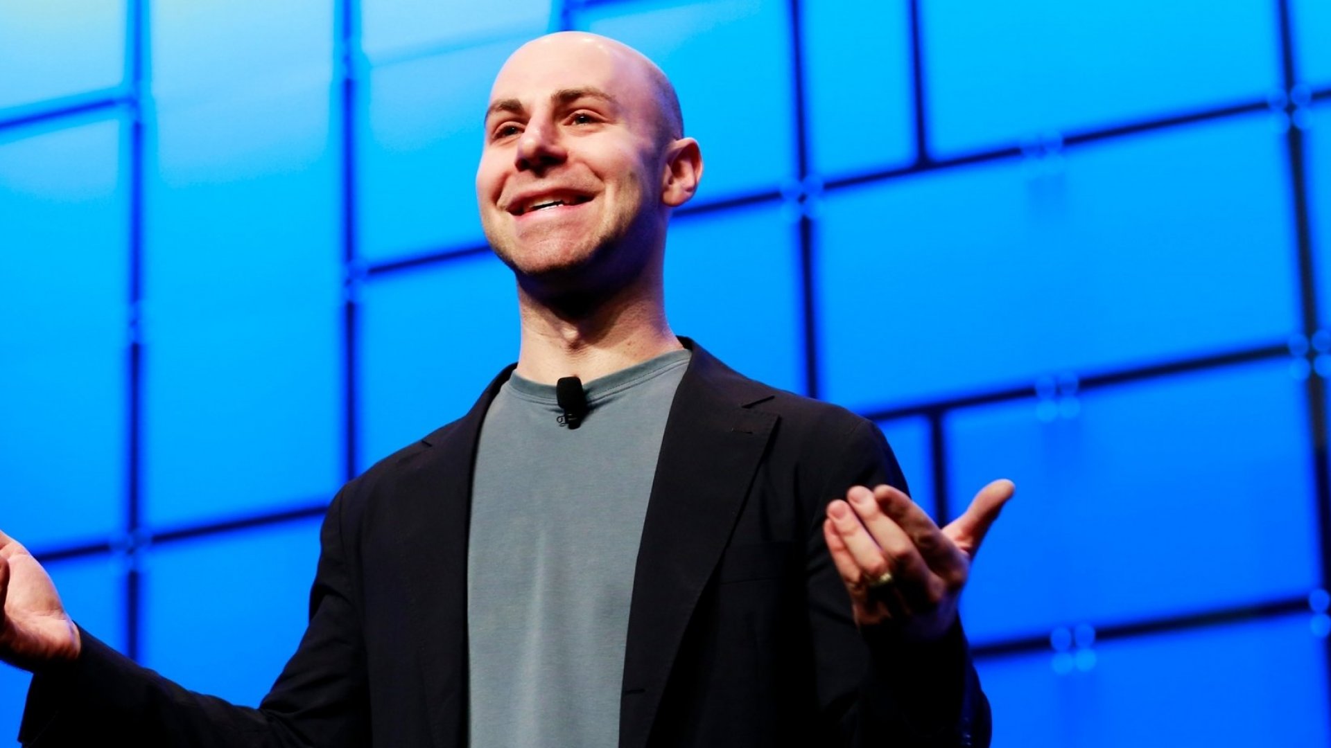 This Renowned Wharton Professor's Best Leadership Advice: For the Love ...