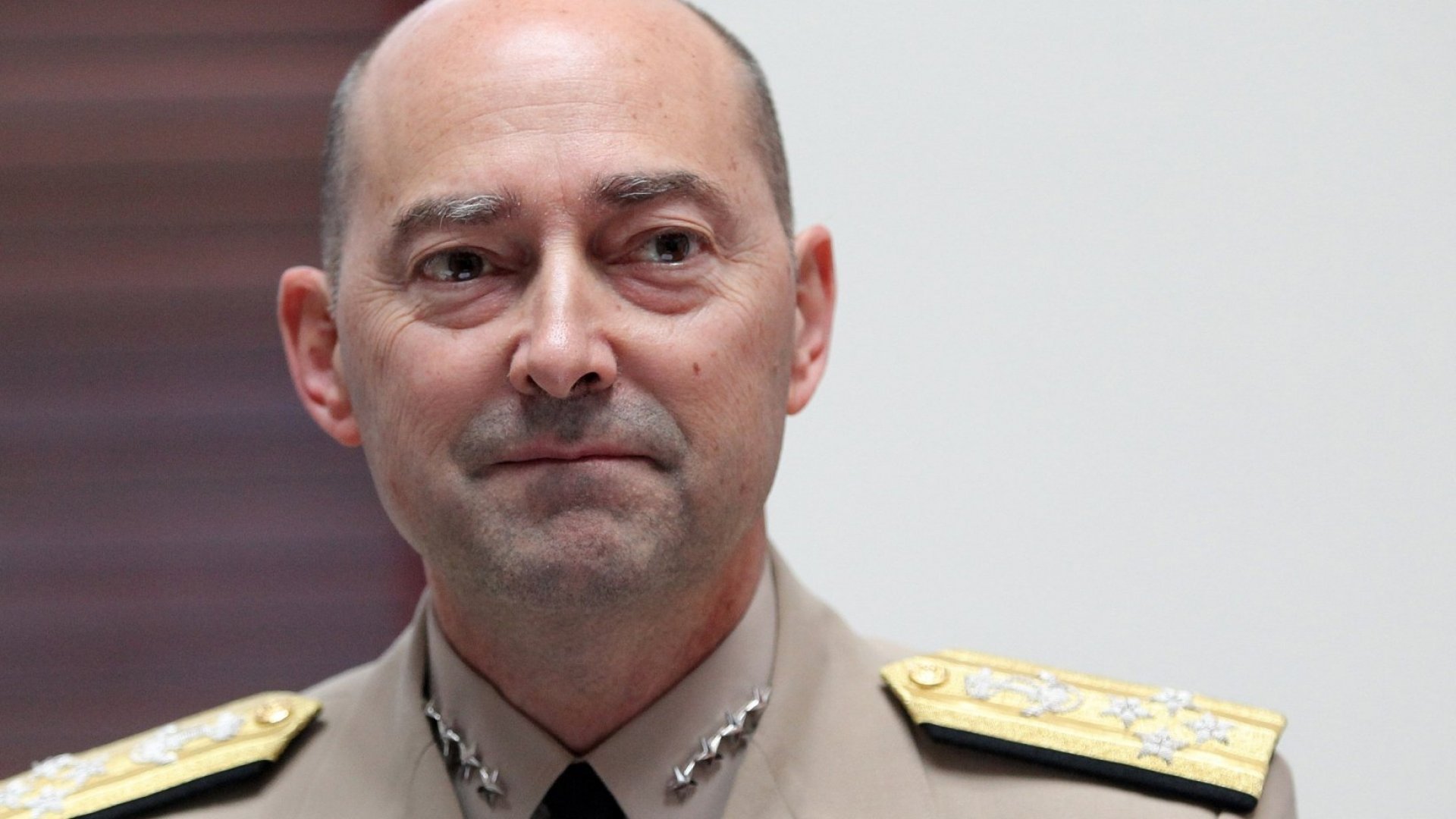 These Are the Leadership Books You Need to Read, Says a Former NATO ...