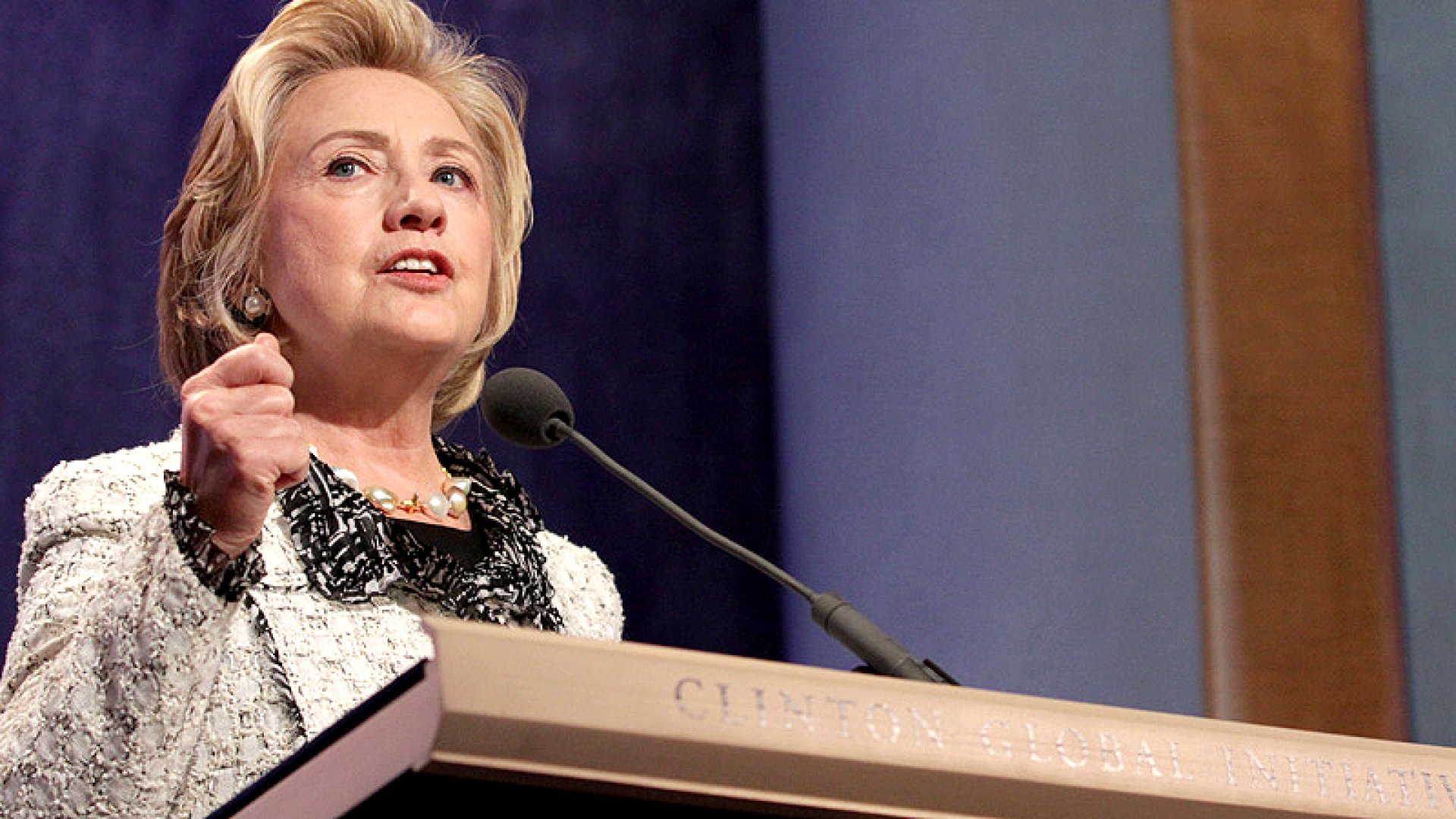 How Hillary Clinton Would Solve the Amazon-Hachette Dispute | Inc.com