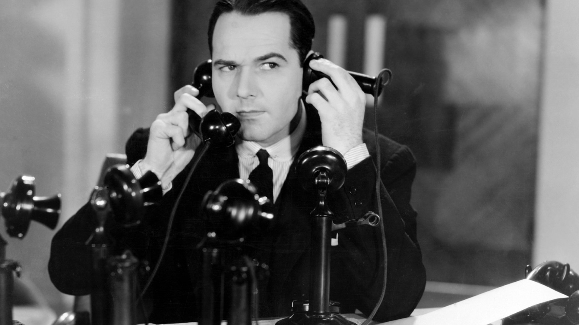 How to Get Powerful People to Return Your Phone Calls (With Scripts ...