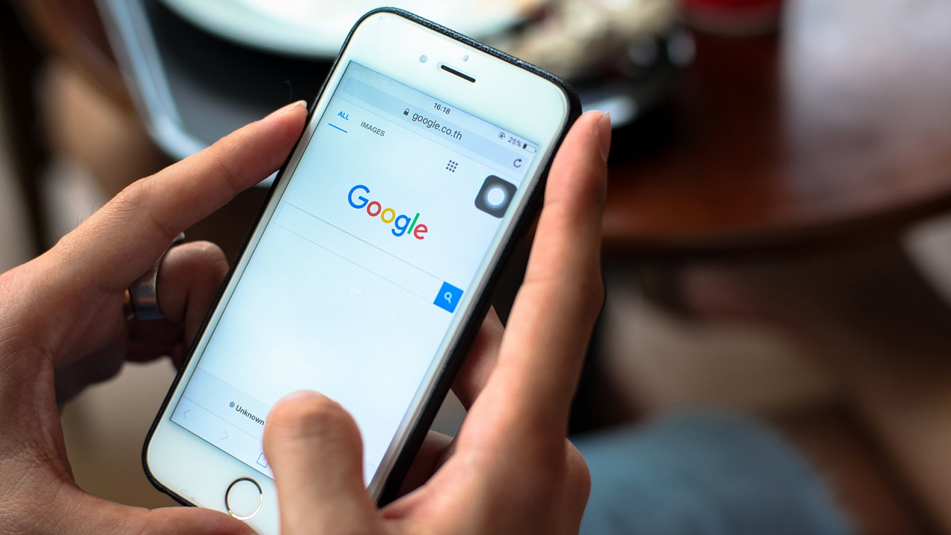 Google's Latest Brilliant Insight Into How We Use Social Media (in 1 ...